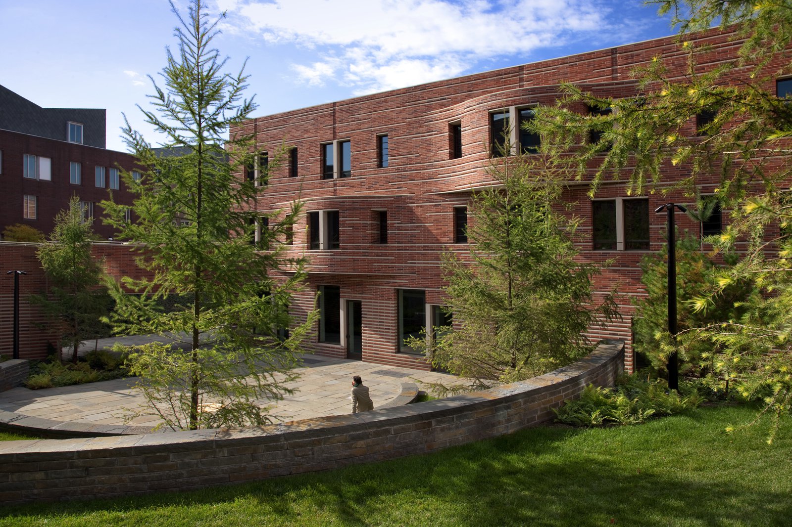 Butler College Dormitories, Princeton University | Pei Cobb Freed ...
