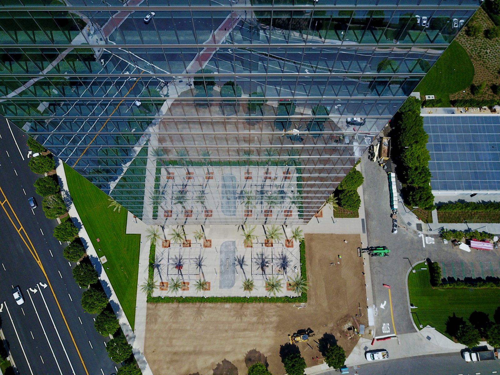 400 Spectrum Center achieves LEED Gold | Pei Cobb Freed & Partners