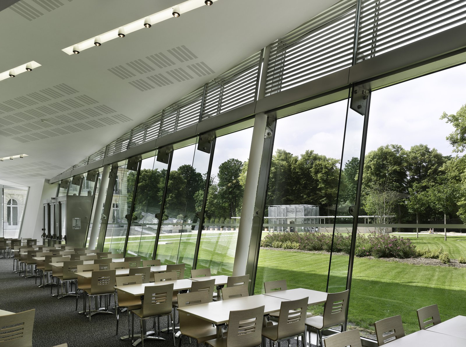 OECD Headquarters | Pei Cobb Freed & Partners