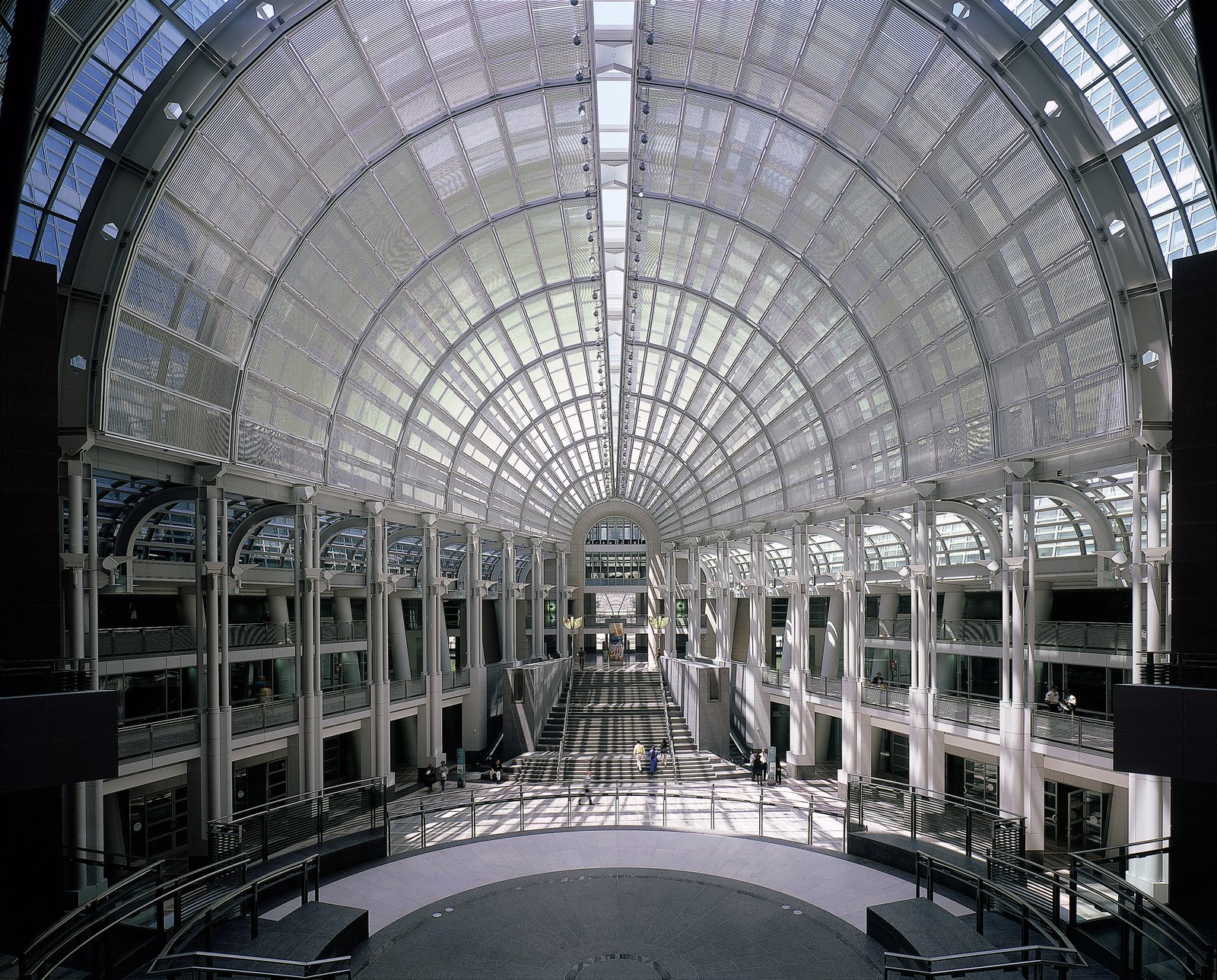 Ronald Reagan Building and International Trade Center | Pei Cobb Freed ...