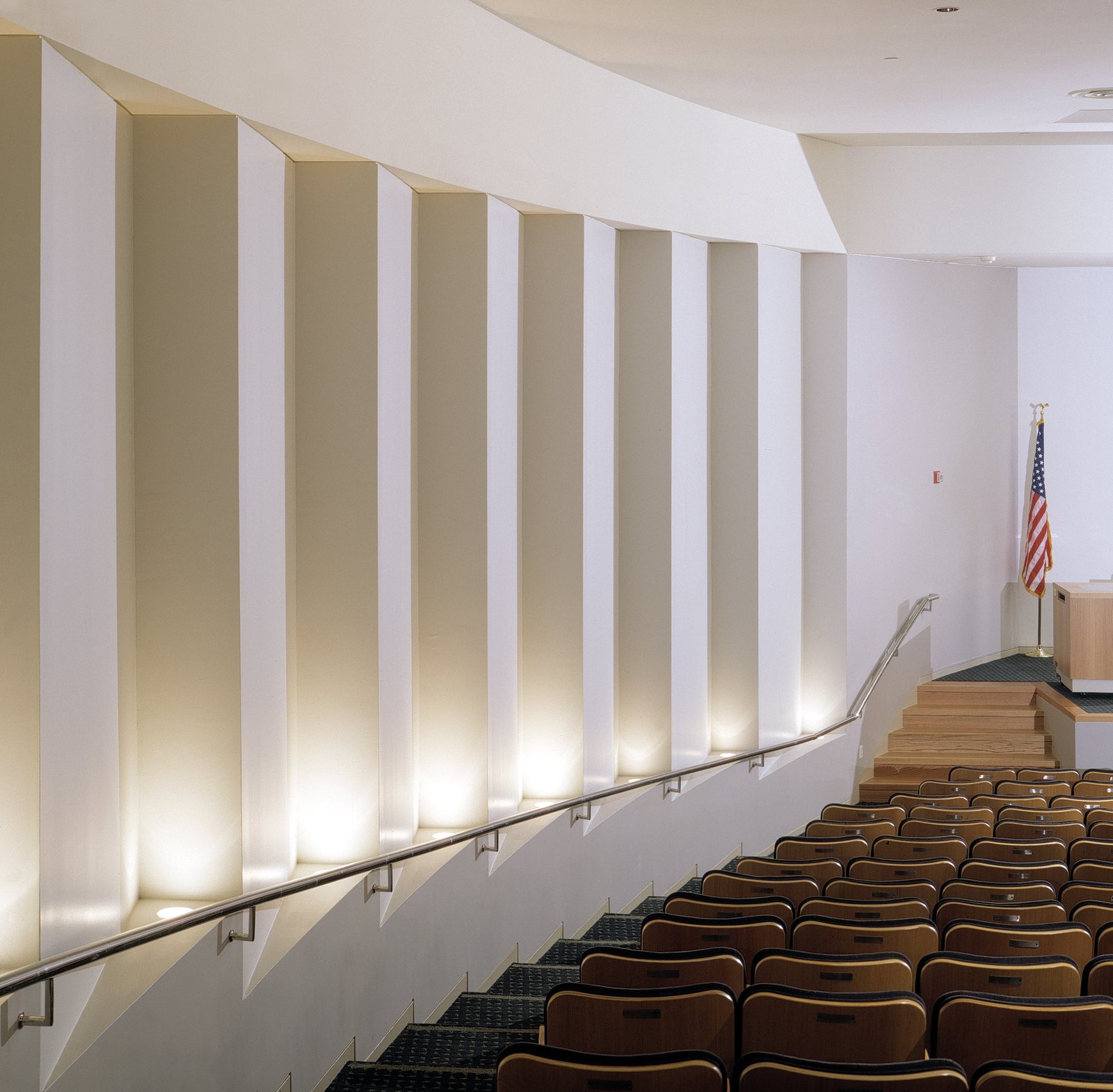 UCLA Anderson School of Management | Pei Cobb Freed & Partners