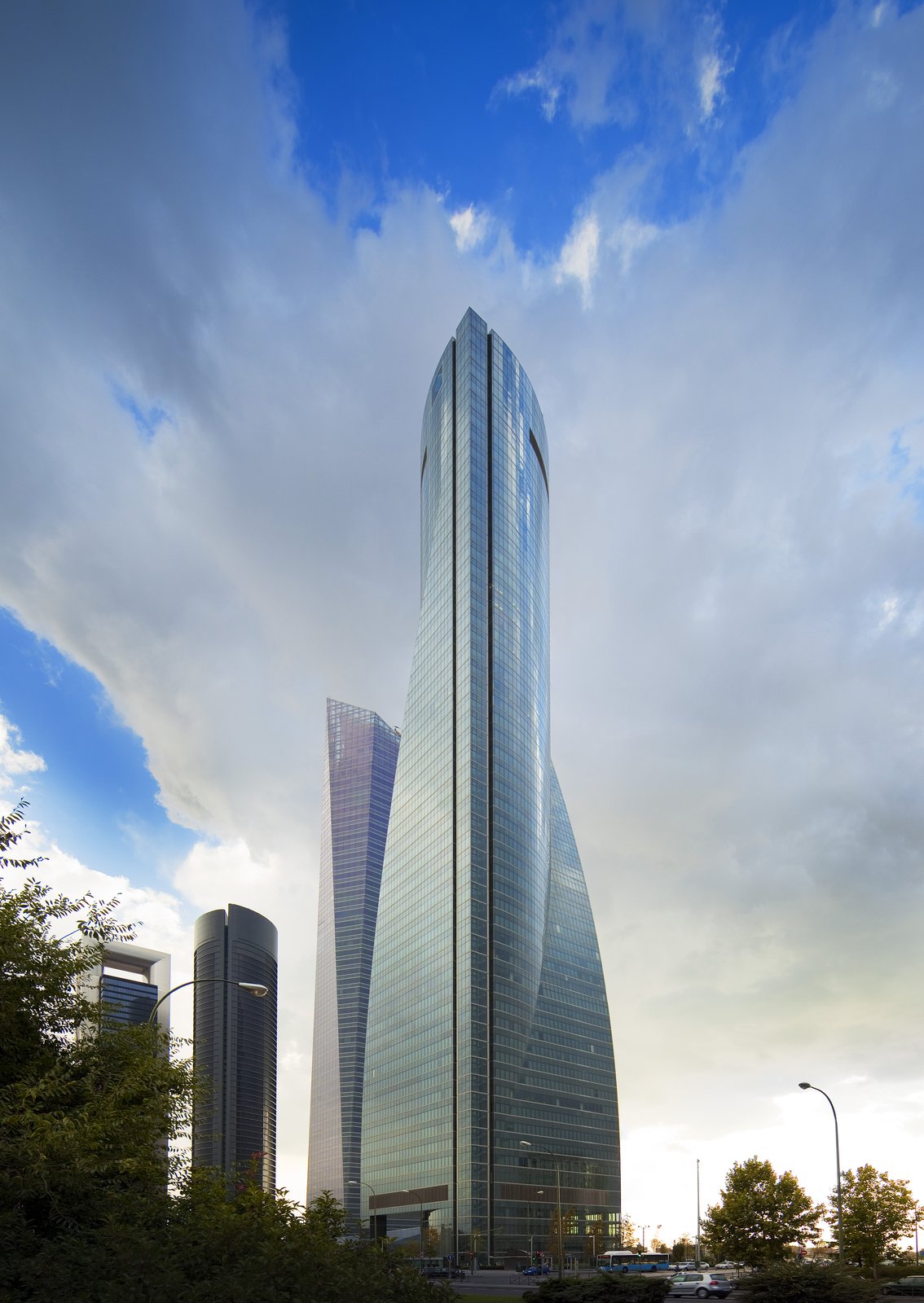 Torre Emperador Castellana (originally Torre Espacio) | Pei Cobb Freed ...